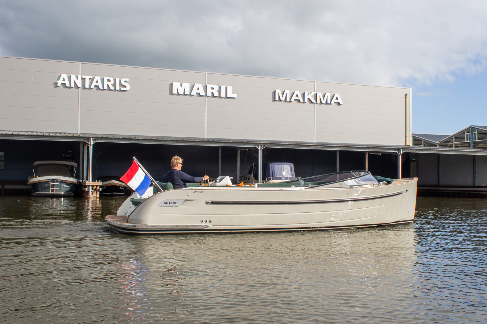 Antaris Seventy5 - Antaris